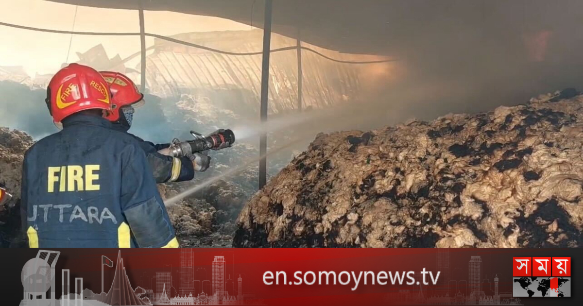Massive fire destroys 7 cotton warehouses in Tong...