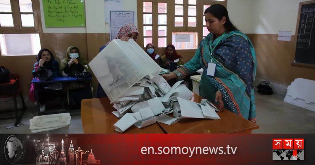 Vote count under way after controversial Pakistan...