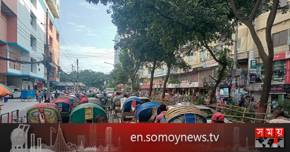 Heavy traffic jams in Dhaka! What's slowing down ...