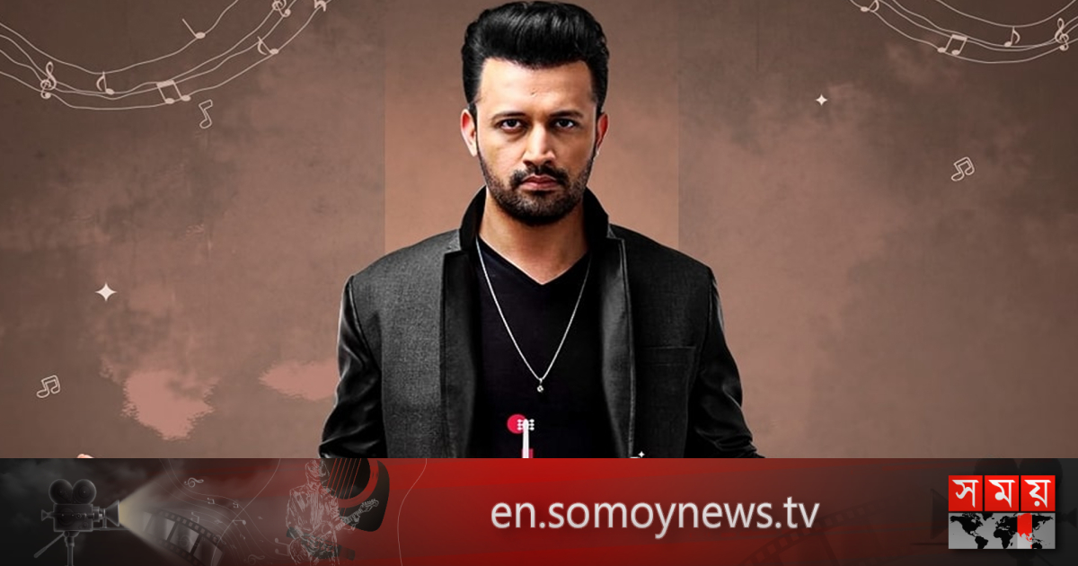 Atif Aslam arrives in Dhaka